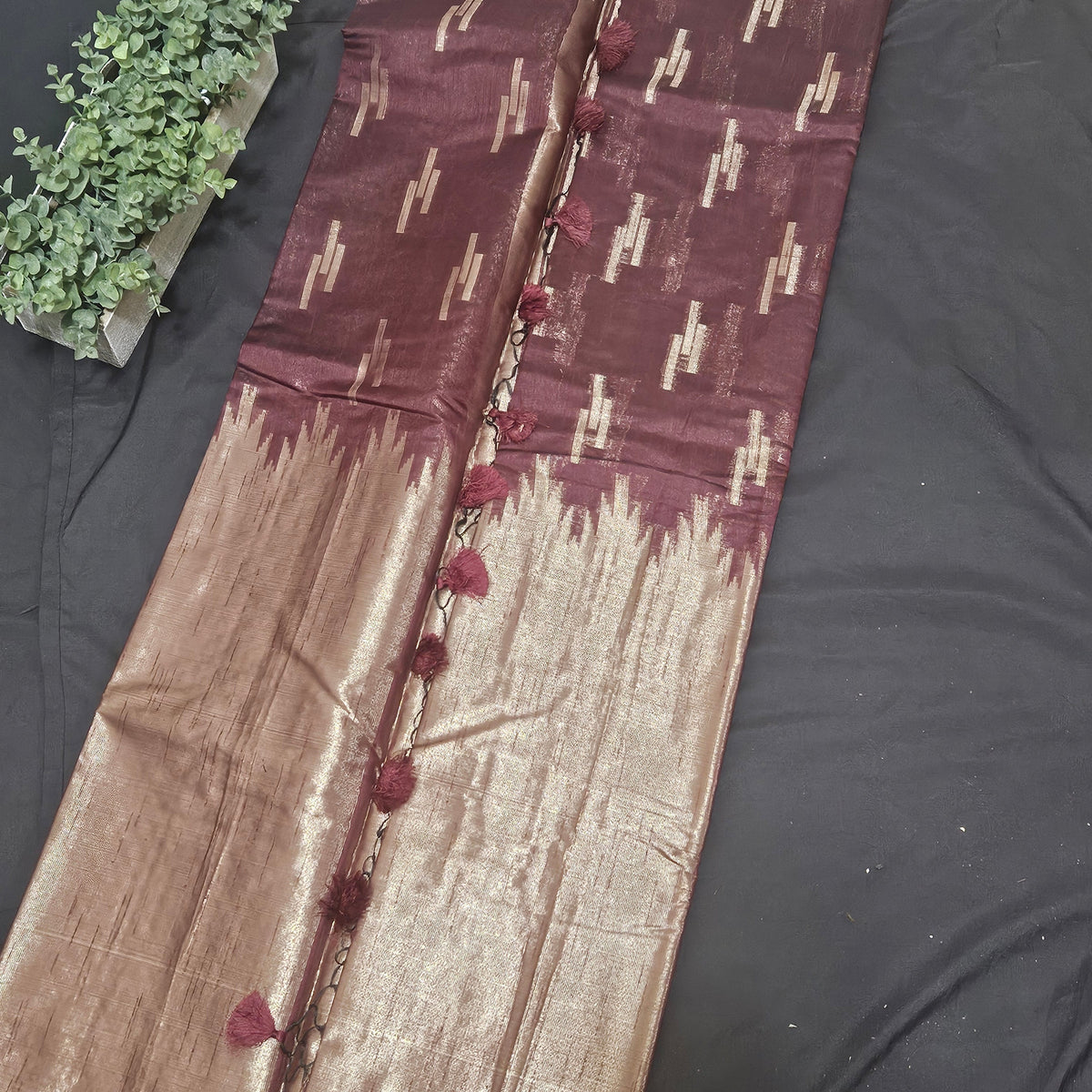 Tussar Matka - Wine Red and Bronze – True Traditions